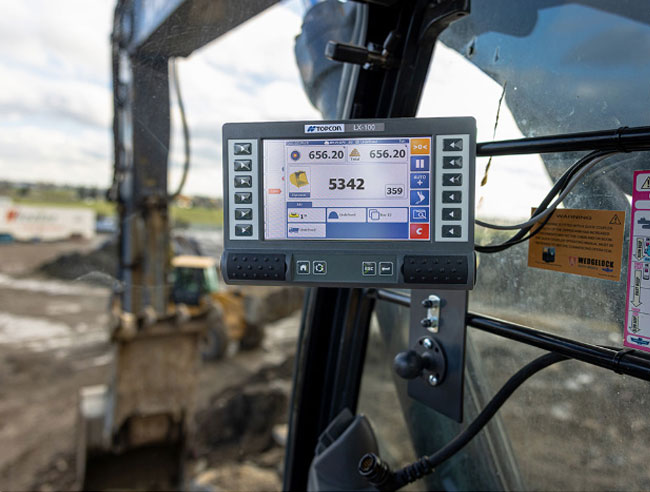 Haul Truck App: Remotely track, assign jobs and record data