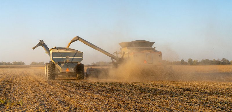 Harvesting Diverse ROI with Advanced Grain Cart Technology