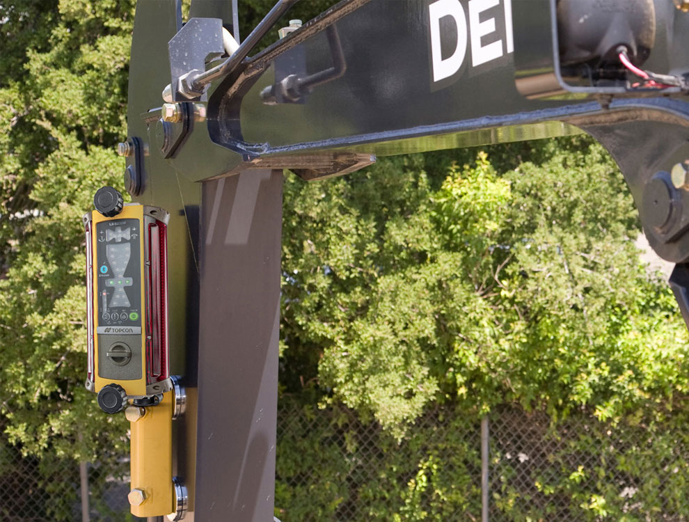 3D-MC machine control for earthworks and road construction